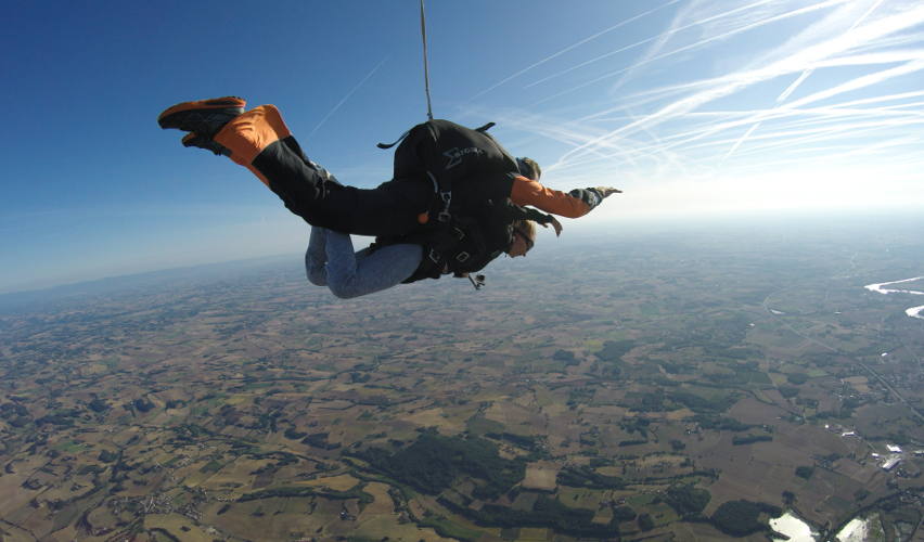 Saut en parachute tandem Toulouse, Albi, Montauban, Rodez, Castres ...